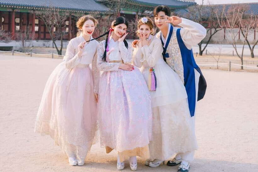 Changdeokgung Hanbok Experience at hanboknam - Who Should Consider This Experience?
