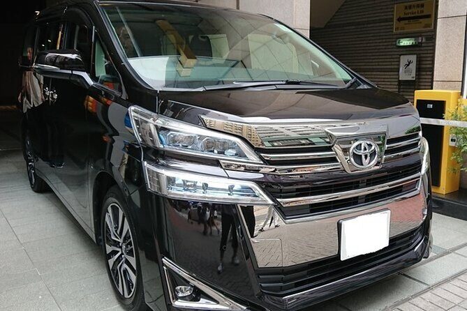 Changi Airport (SIN) Private Transfer to Singapore City/Hotels - Who Should Use This Service?