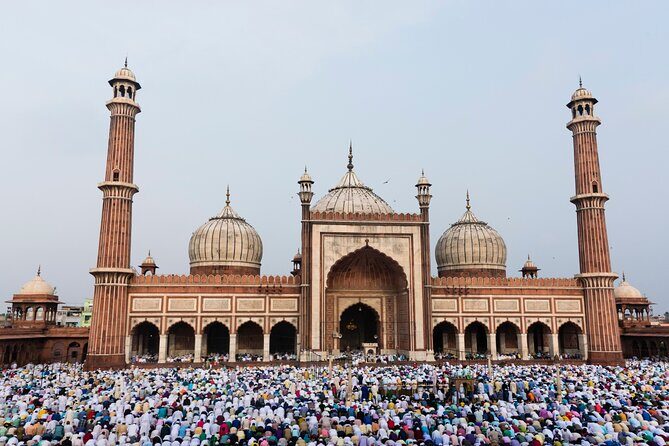 Charms of Old Delhi with its delicious food tasting on a Walking Tour - The Food Experience: Tasting Delhi’s Flavors