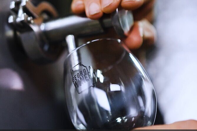 Chattanooga Wine Tasting with Art Sightseeing Tour - Ross’s Landing Park: A Historic and Picturesque Stop