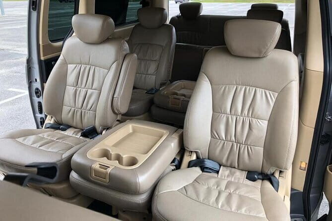 ~Chauffeur: KLIA Airport to Kuala Lumpur City Centre Transfer - Well-Maintained Vehicles and Professional Drivers