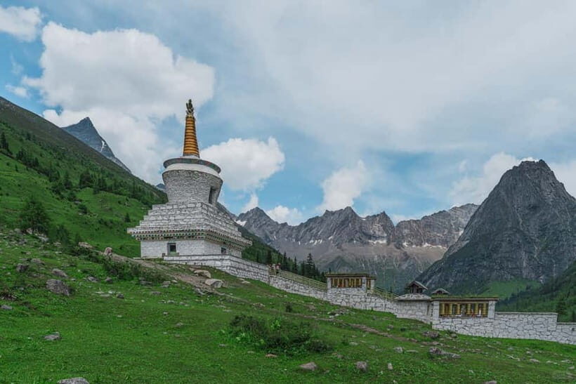 Chengdu: Siguniang Mountain Scenic Area Private Tour - Who Will Love This Tour?