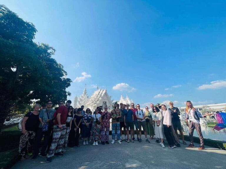 Chiang Mai> Chiang Rai Temples(White/Red/Blue) Day Tour - Authentic Experiences and Insights from Travelers