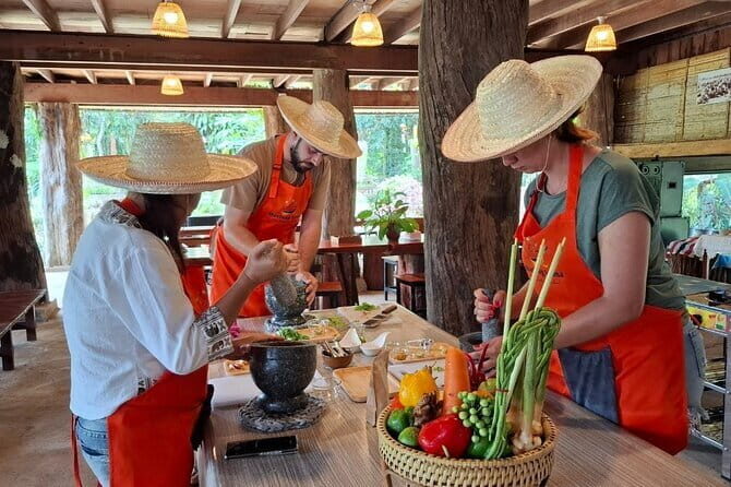 Chiang Mai Lanna Thai Cooking Class with Mae Malai Market - Frequently Asked Questions