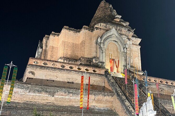 Chiang Mai Temples and Market Tuk-Tuk Evening Night Tour - The Sum Up