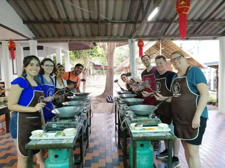 Chiang Mai: Thai Cooking and Market Tour with Lanna Smile - What to Expect from Your Cooking and Market Adventure