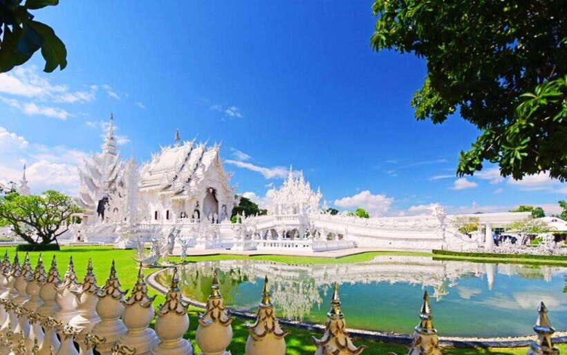 Chiang Mai: White, Blue & Big Buddha Temples in Chiang Rai - How Does It Add Up?