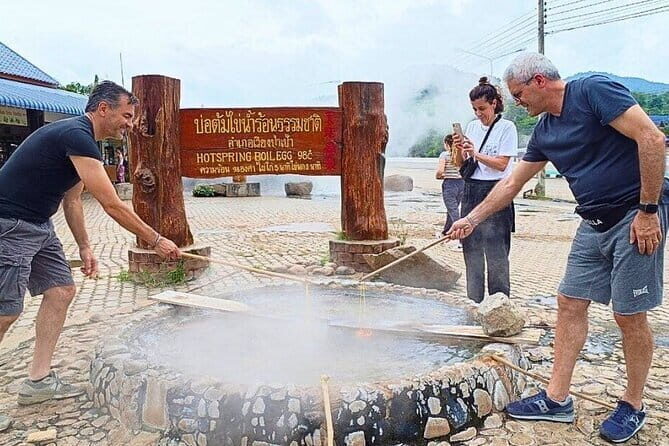 Chiang Rai Highlights White Temple Blue Temple and Lalita Cafe - The Itinerary in Detail