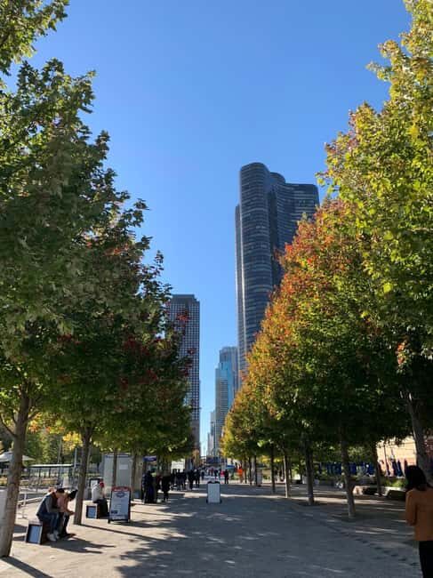 Chicago: Full-Day Guided City Tour by Bus - Who Should Consider This Tour?
