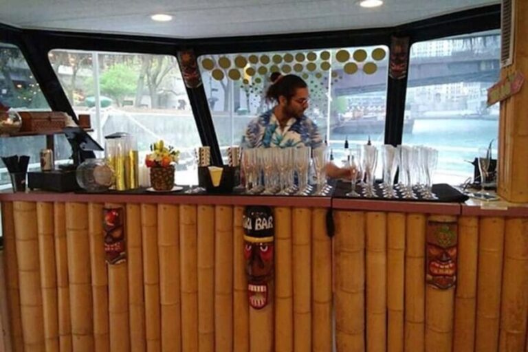 Chicago: Mimosa n' Bloody Mary Cruise - Analyzing the Value