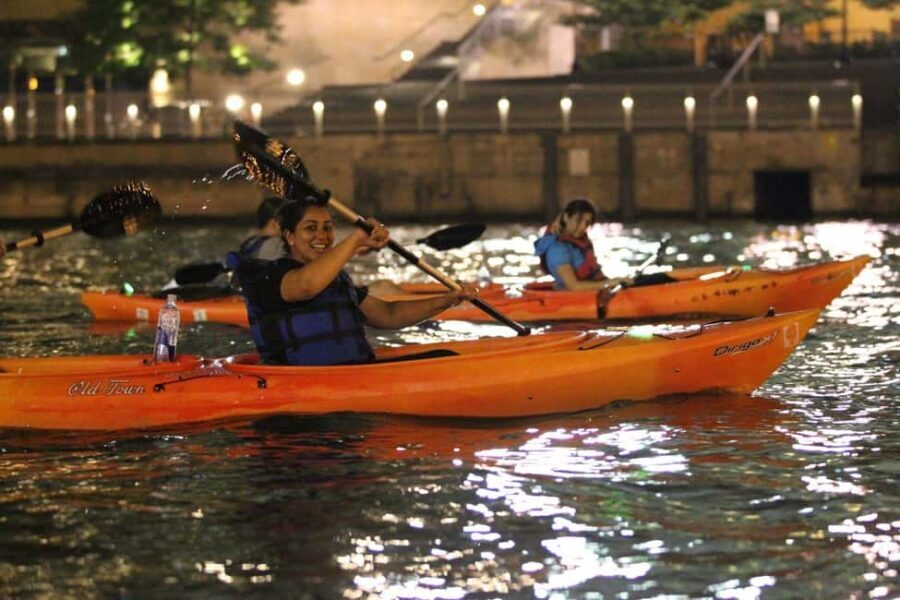 Chicago: Moonlight Paddle Tour on the Chicago River - What to Expect from the Tour