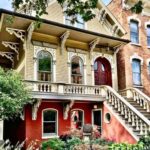 Chicago: Workers Cottages of Oldtown Triangle Walking Tour - The Beauty of the Historic Homes and Streets