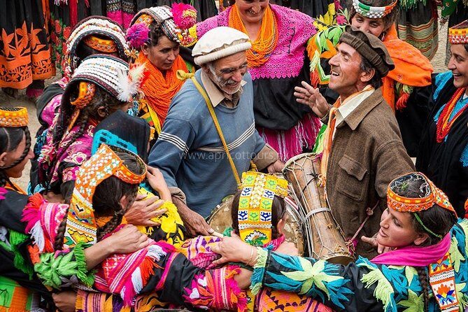 Chilam Joshi Festival Chitral Hunza & Gilgit Tour - Transportation and Group Dynamics