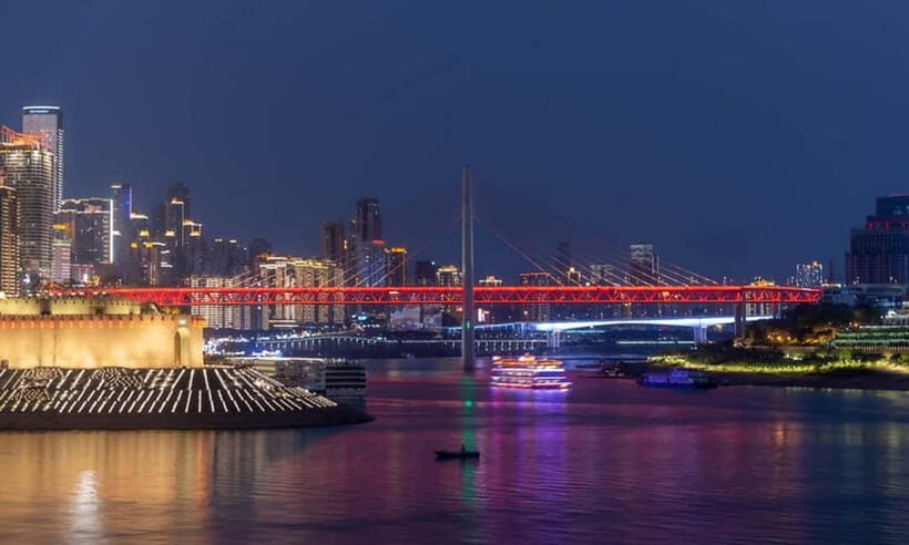 Chongqing Two Rivers Night Tour+WFC Building + Ciqikou Tour - The Evening Journey Begins: Liangjiang and Jinbi River Cruise