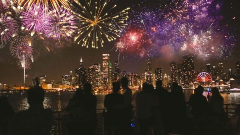 City Cruises Chicago: Lake Michigan Fireworks Dinner Cruise - The Value: Is It Worth It?