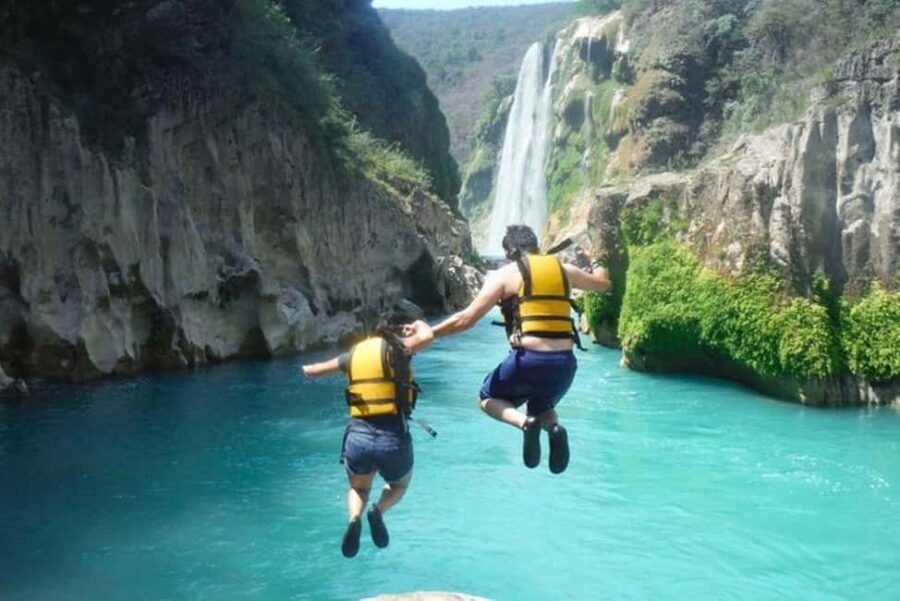 Ciudad Valles: Tamul Waterfall Canoe Ride Experience - An In-Depth Look at What to Expect
