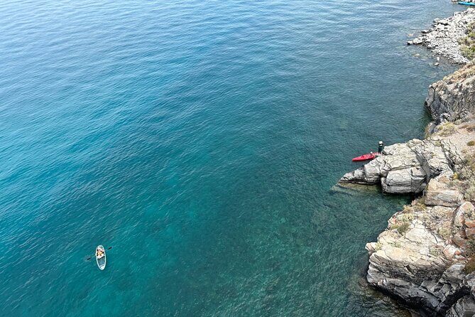 Clear Kayak Paddle Tour at Cave Rock - The Experience and the Guides