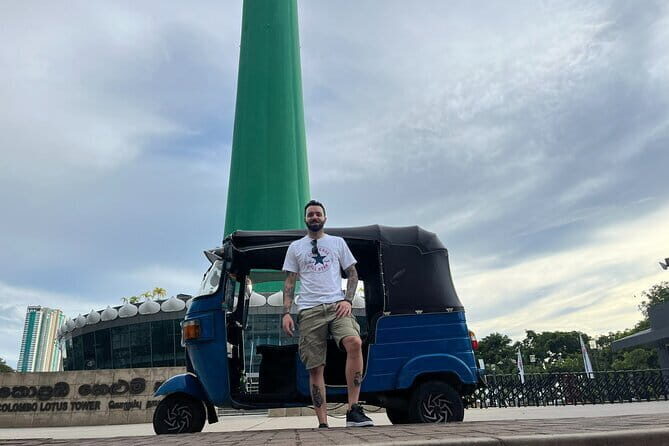 Colombo: City Sightseeing Tour by Tuk-Tuk with Pickup & Drop - Transportation & Group Size