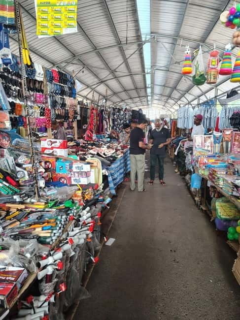 Colombo: Guided Walking Tour - Transportation and Logistics
