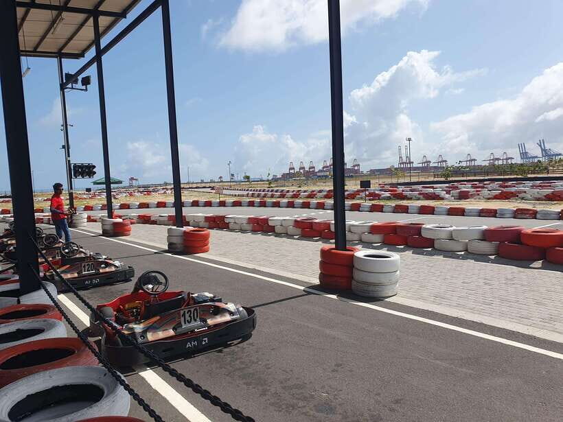 Colombo: Port City Go-Karting Experience with Snacks - The Scenic Setting and Its Impact