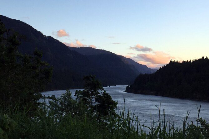 Columbia Valley and Columbia Gorge Wine Tasting - Who Will Enjoy This Tour?