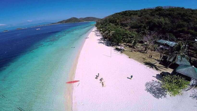 Coron: Complete Island Hopping Guided Tour with Lunch - The Experience: What Travelers Say