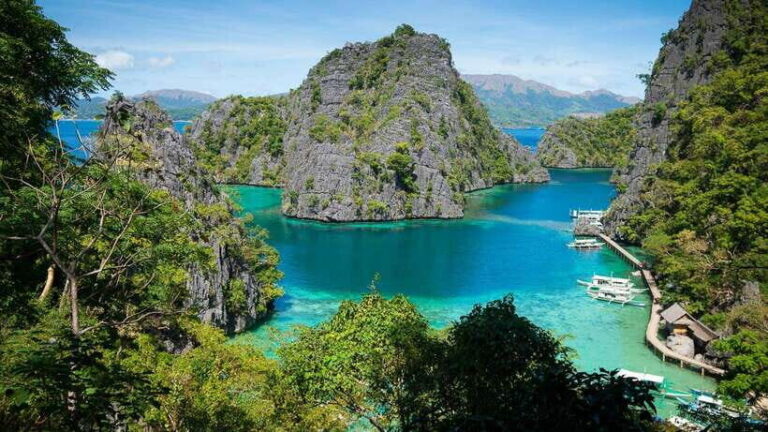 Coron: Full-Day Island Highlights Tour with Lunch - Practical Aspects and What to Expect