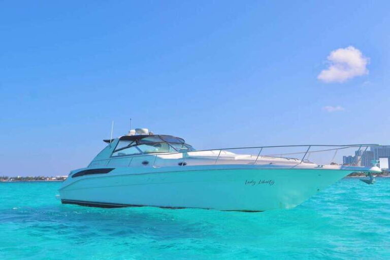 Cruising paradise in a luxury yacht in Cancun - Exploring the Route options