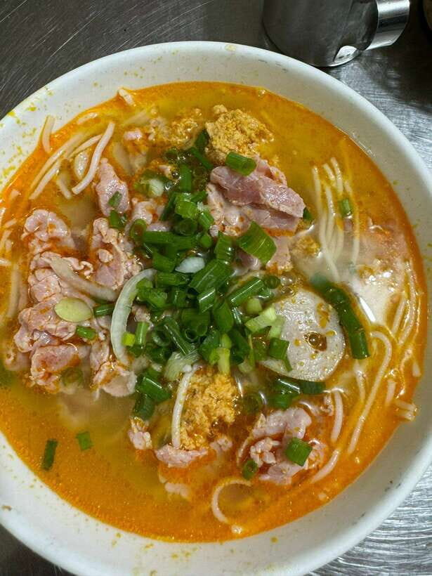 Da Nang City Street Food Private Tour With Local Students - Exploring the Itinerary: What to Expect