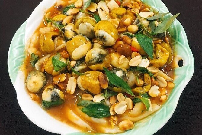 Danang Food City Tour by Motorbike - Private Tour - The Guide and Group Experience