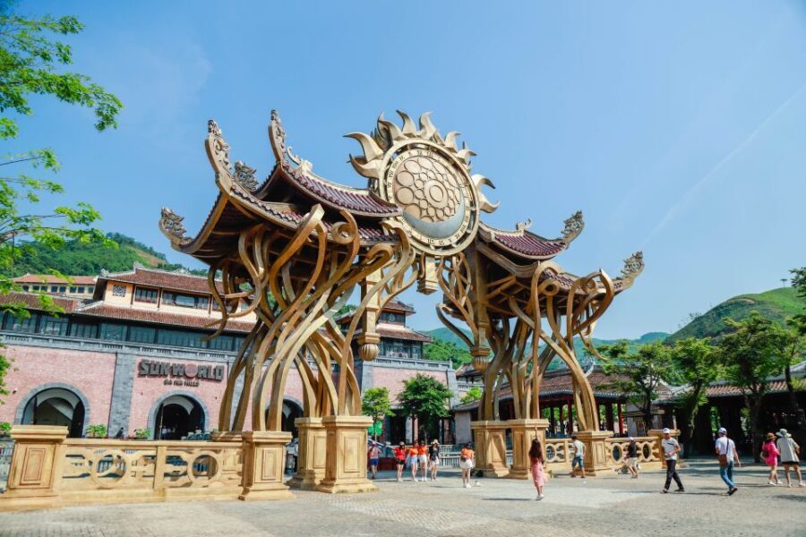Danang: Golden Bridge by Private Car or Bus w hotel pickup - What Make This Tour Stand Out?