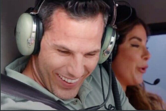 Day Flight 31 miles Helicopter Tour over all the Theme Parks - Diving Into the Itinerary: What Do You See?