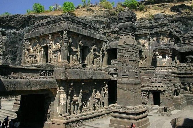 Day tour of Ajanta and Ellora caves from Aurangabad - Exploring the Tour Experience