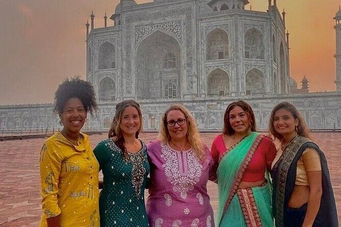 Day Tour Of Tajmahal From Bangalore With Car Guide Entrance Meal - The Logistics: Seamless but Long