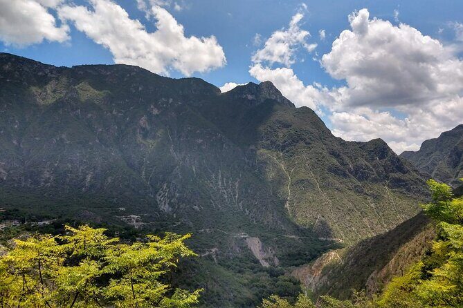 Day trip to Grutas Tolantongo Hot Springs - Why Choose This Tour?