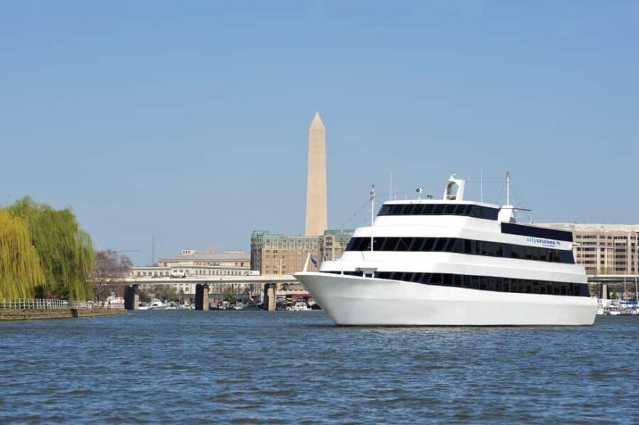 DC: City Cruises Buffet Brunch, Lunch, or Dinner Cruise - Authentic Views and Photos