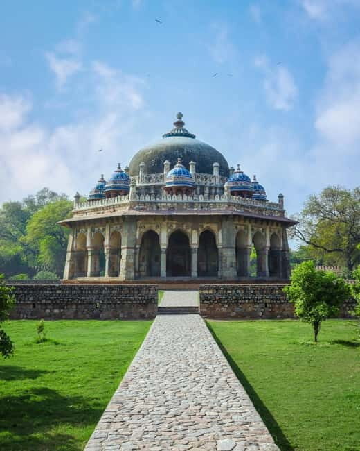 Delhi: New & Old Delhi Private Half or Full-Day Tour - What to Expect: Comfort, Convenience, and Cultural Insight