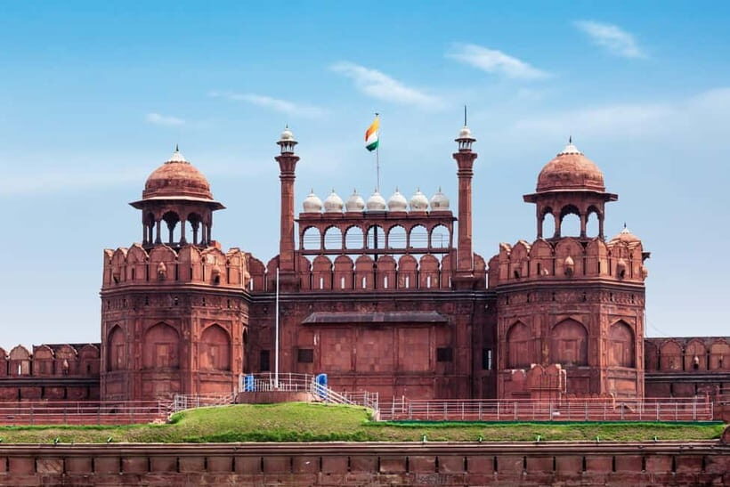 Delhi: Old and New Delhi Private Guided Tour - Practical Details and Tips