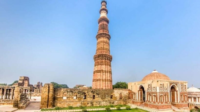 Delhi: Old & New Delhi Private Full Day Guided Tour - Logistics & Practicalities