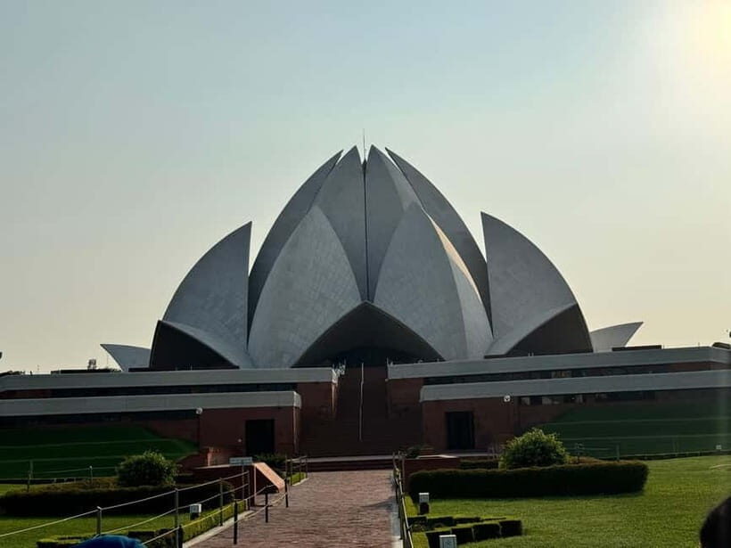 Delhi: Private City Tour with Lotus and Akshardham Temple - Who Will Love This Tour?