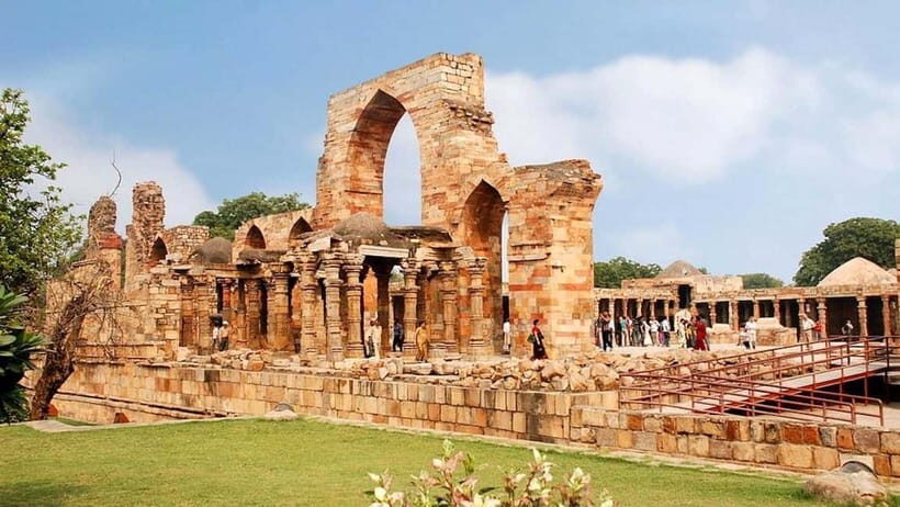 Delhi: Qutub Minar UNESCO World Heritage Site Walking Tour - What to Expect During Your Visit