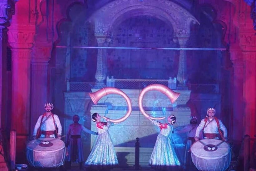 Delhi: Red Fort 2 Hour Light & Sound Show with Private Guide - The Value of a Guided Night Tour