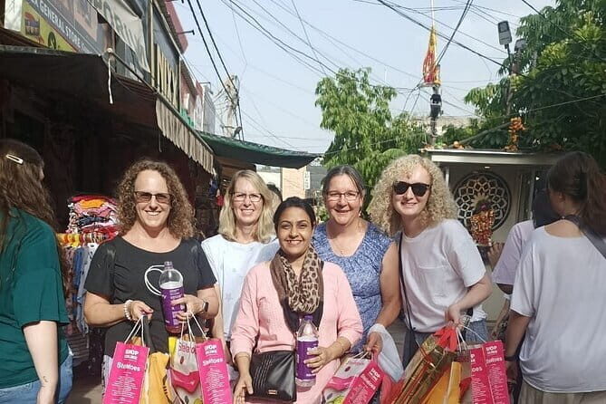 Delhi : Wedding Shopping Tour with Female Guide - Practical Details and What You Can Expect