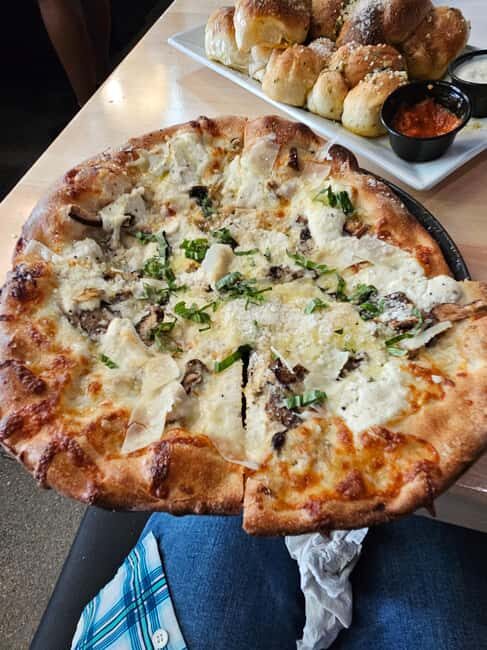 Delicious in Detroit Food Tour - Top Highlights of the Detroit Food Tour