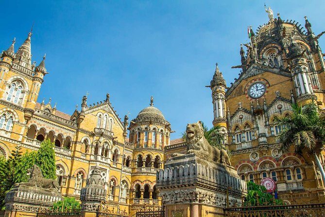 Departure Private Transfers: Mumbai City to Mumbai Airport BOM in Luxury Van - Shared Luxury Van – Perfect for Groups