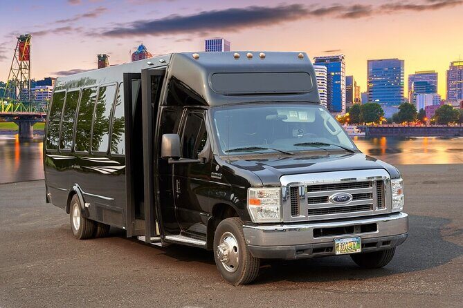 Departure Transfer Montreal to Montreal Airport by Limos or Bus - Deep Dive: Why Choose a Private Transfer from Montreal?