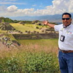 Desde Oaxaca: Monte Albán y el Arte Textil Zapoteca - A Deep Dive into Zapotec Textile Art