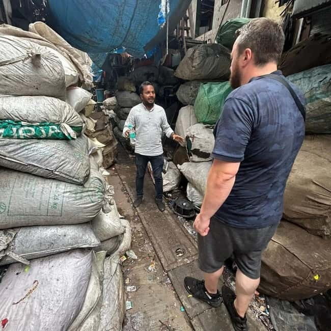Dharavi Slumdog Millionaire Tour: With Local Guide - Detailed Itinerary Breakdown