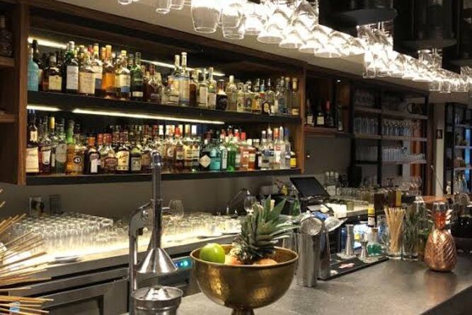 Dinner at Carmela Restaurant and salt - The practical details