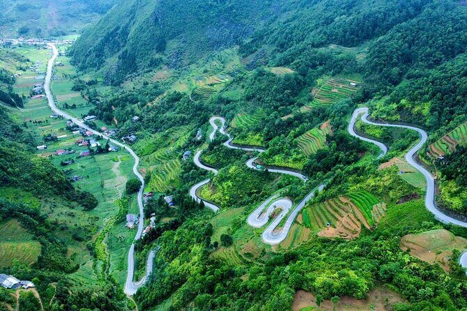 Discover Ha Giang Loop From Sapa: Ultimate Adventure 5 Day Tour - Day 3: The Ma Pi Leng Pass and Nho Que River